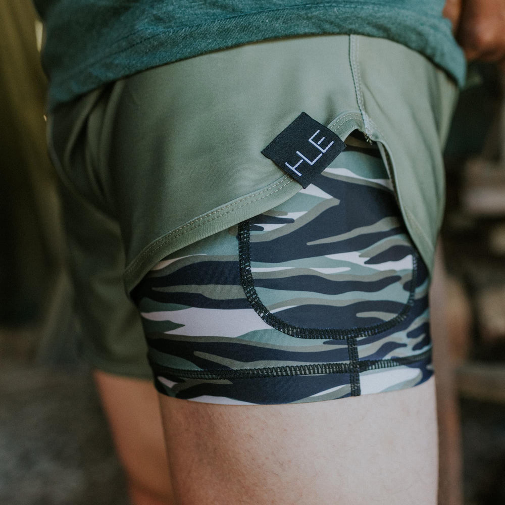 Hoochie Daddy Silkies